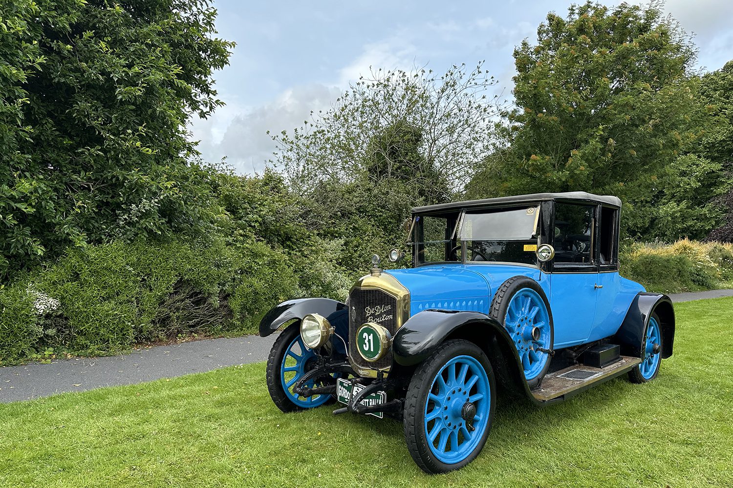 Home - IRISH VETERAN & VINTAGE CAR CLUB